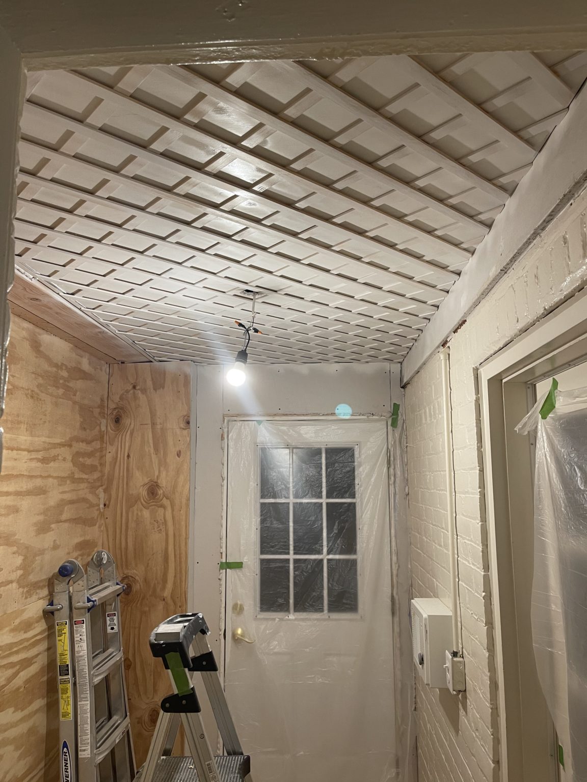 Lattice Ceiling - thesoutherngail.com